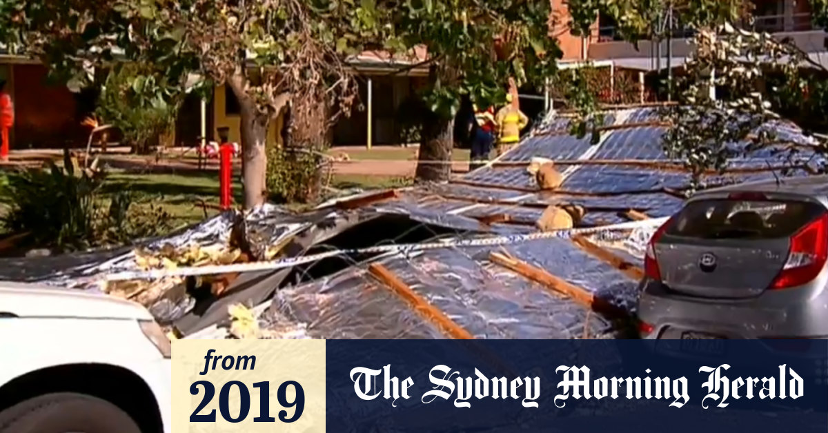 Video: Strong winds hit NSW