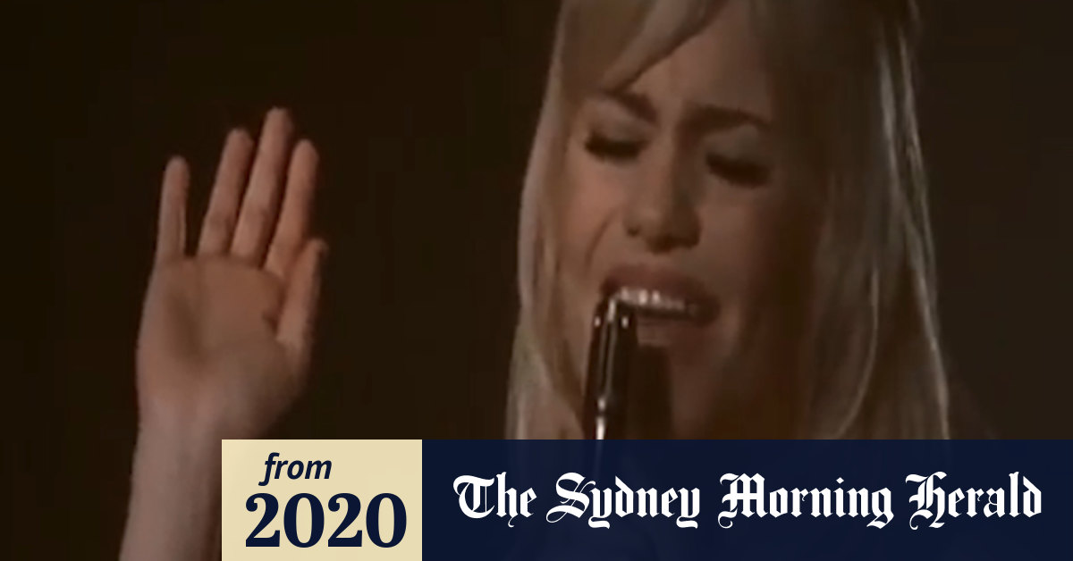 Video: Duffy sings hit song Mercy