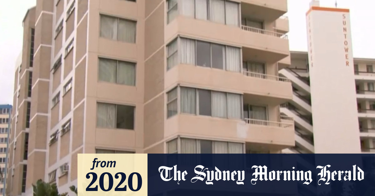 Video: Teenager dies after falling from balcony on Gold Coast