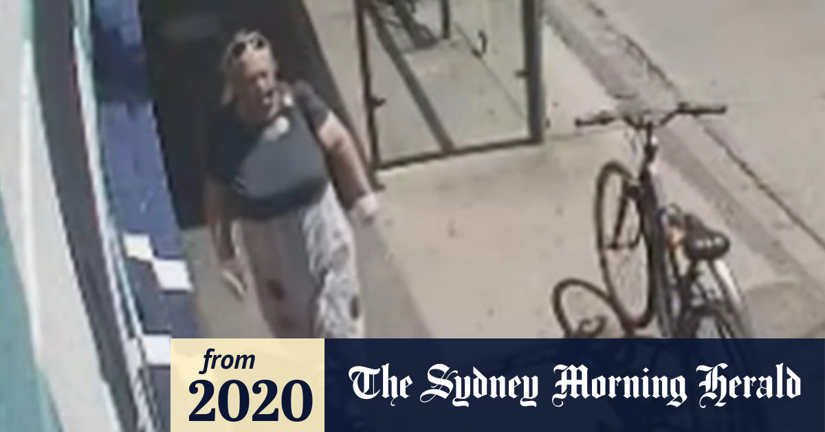 Video: Police chase psychic scammers