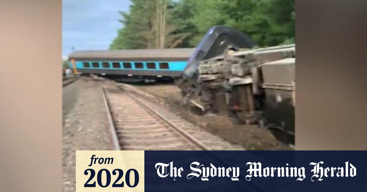 Video: Passenger train derails north of Melbourne