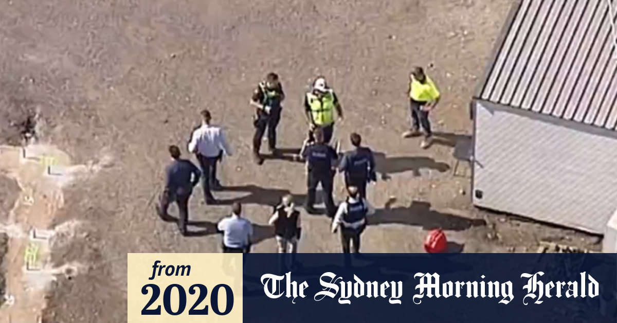 Video: Gunman shoots tradie at Melbourne worksite