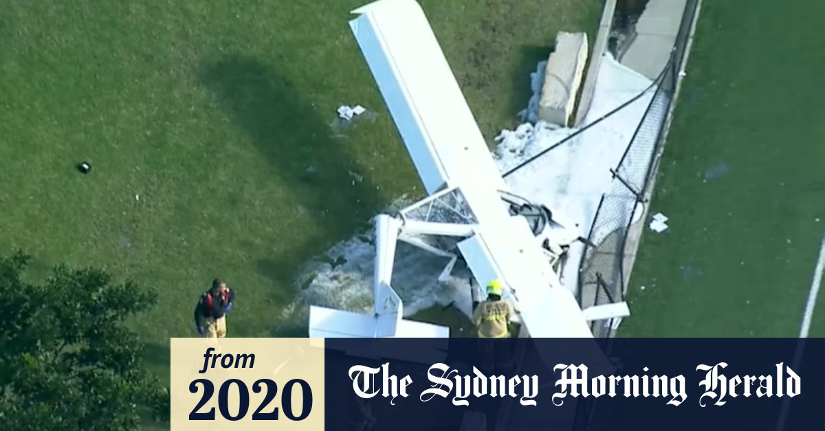 Video: Light plane crashes into park in Sydney’s northern beaches