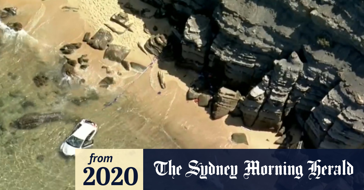 Video: Car drives off cliff onto Newcastle beach