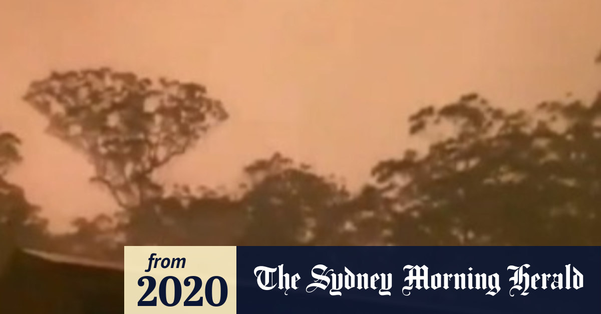 Video: NSW bushfire: Landscape photographer’s footage from inside ...
