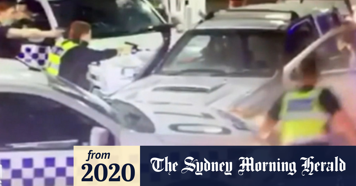 Video: Two arrested after Epping police pursuit