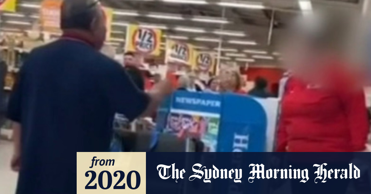 Video: Toilet paper fight erupts at Coles in Melbourne