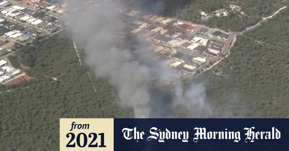 Video: Bushfire threatens lives and homes in Perth's south