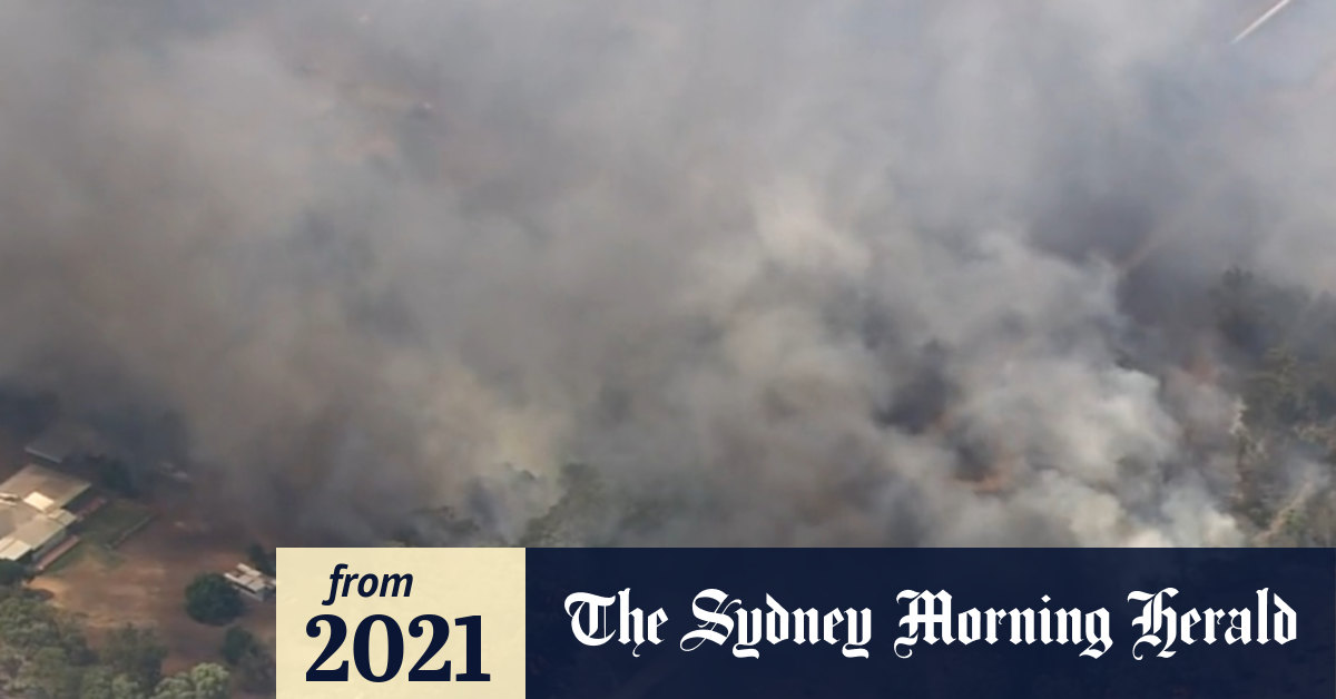 Video: Emergency warnings issued for a bushfire north of Perth