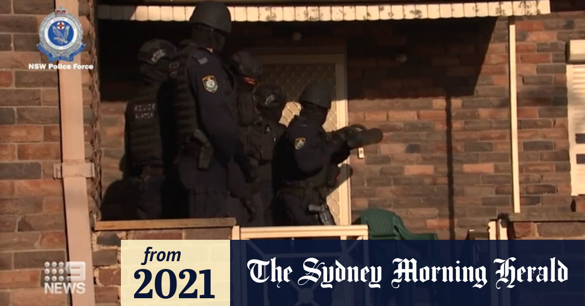 Video: Police carry out more than 40 raids to stop Sydney’s gang war