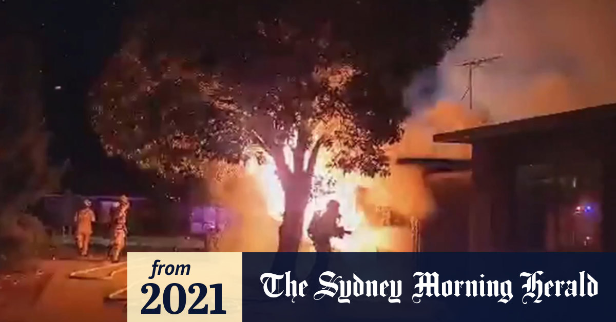 Video: Video captures ferocious fire destroying Victorian property
