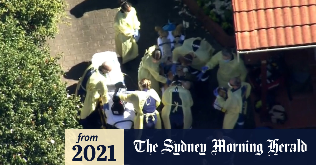 Video: Man cuts own chest with saw