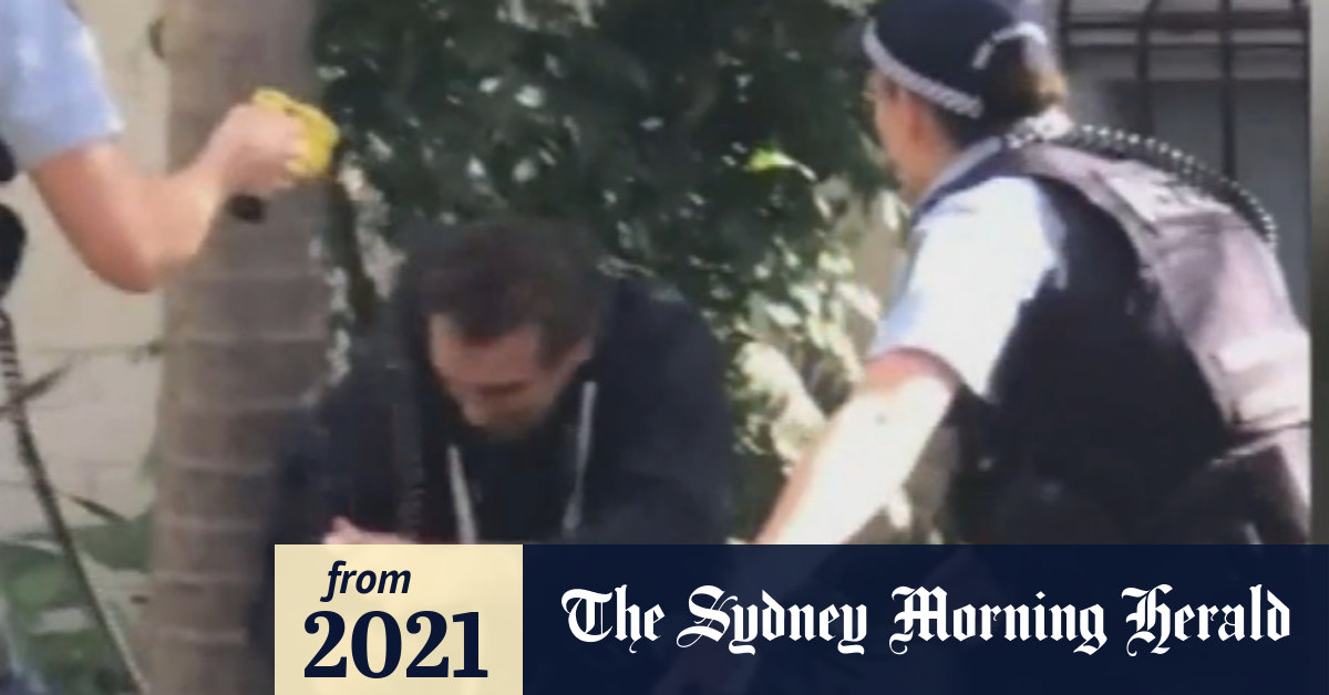 Video: Police officer cleared over suspicious tasering