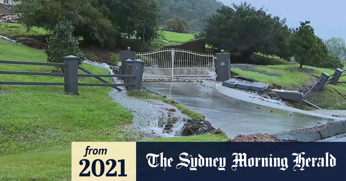 Video: South-east Queensland endures heavy rainfall battering ...