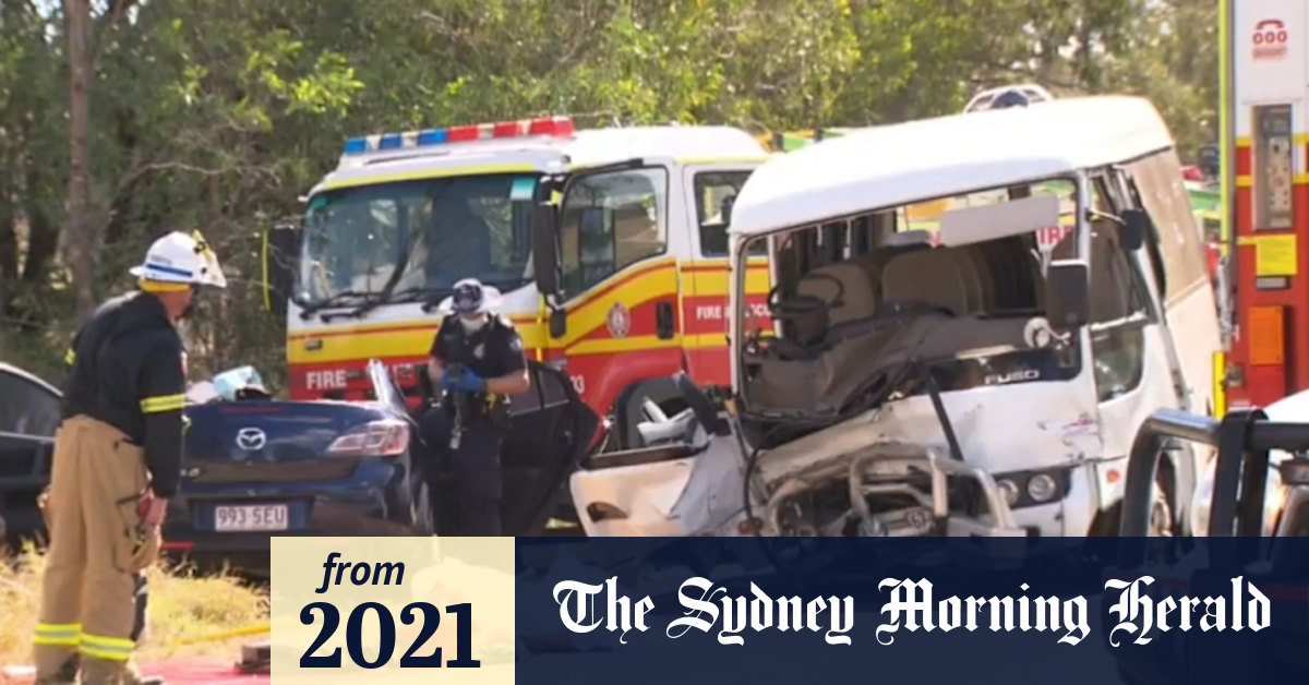 Video: Two critical after horror car and bus crash