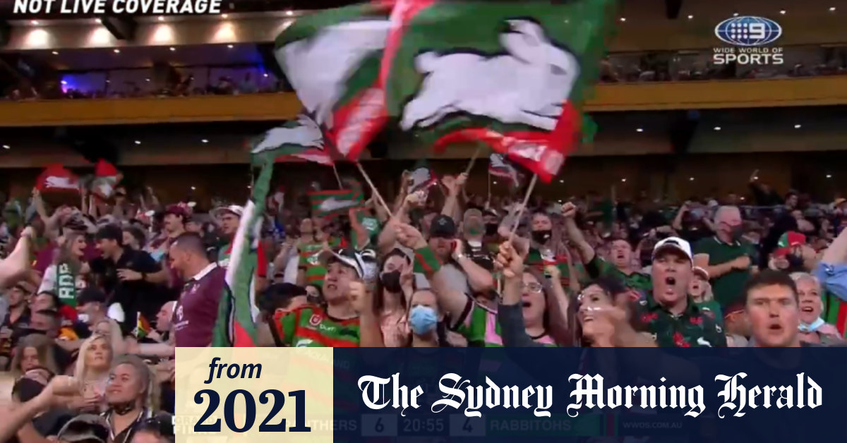 Video: Walker runs over Cleary for try