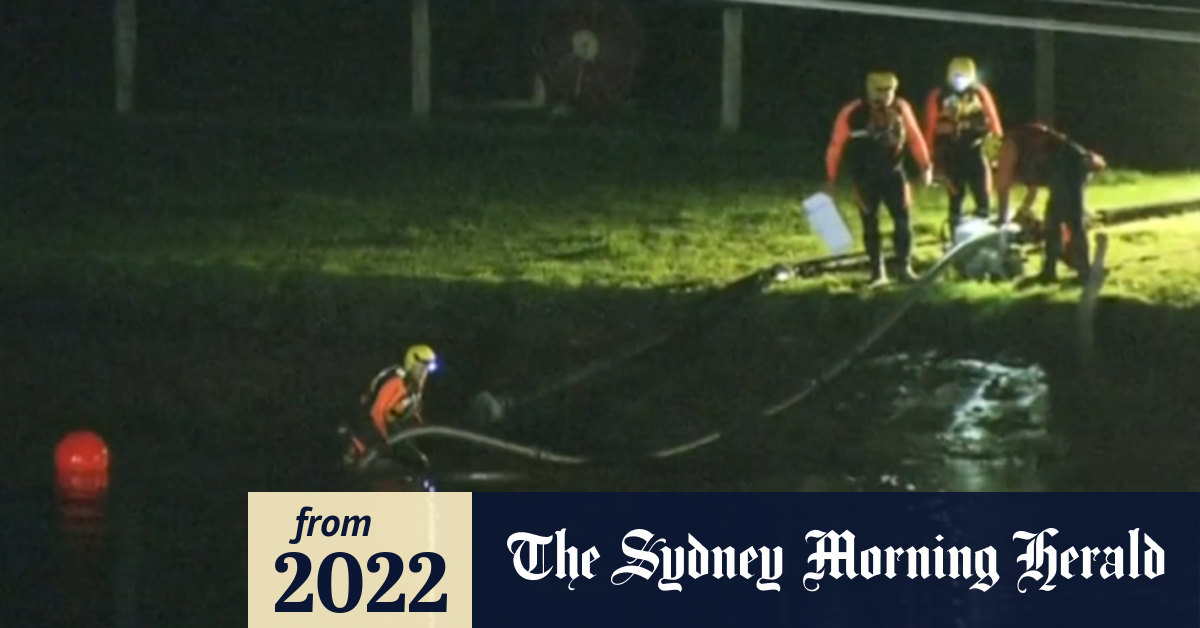 Video: Residents free to return as Echunga dam threat eases