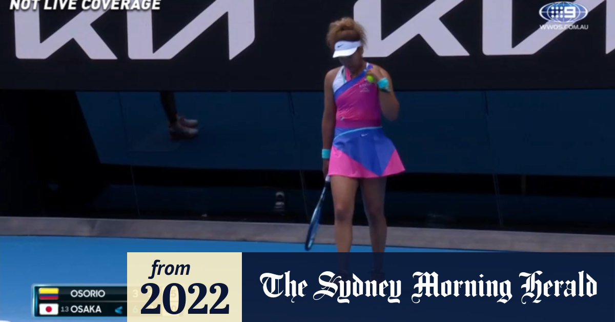 Video: Osaka debuts peculiar idiosyncrasy