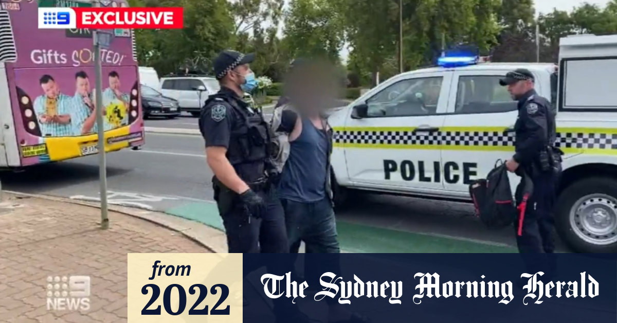 Video: Passenger charged with assaulting bus driver