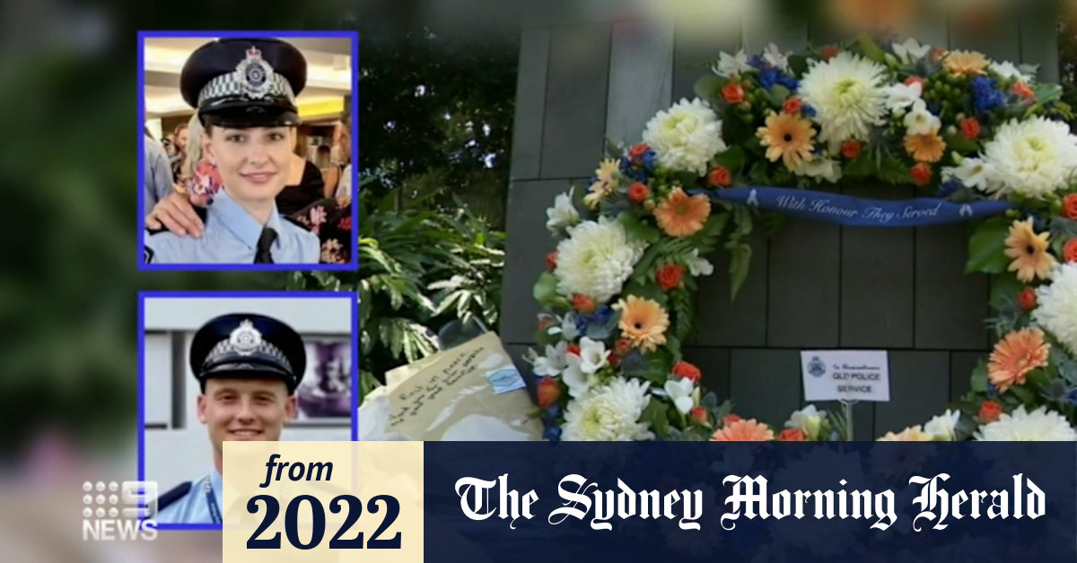 Video: Tributes for fallen police officers