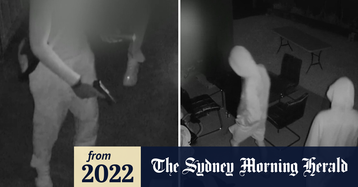 Video: Teens caught on CCTV allegedly attempting to break into Sydney home