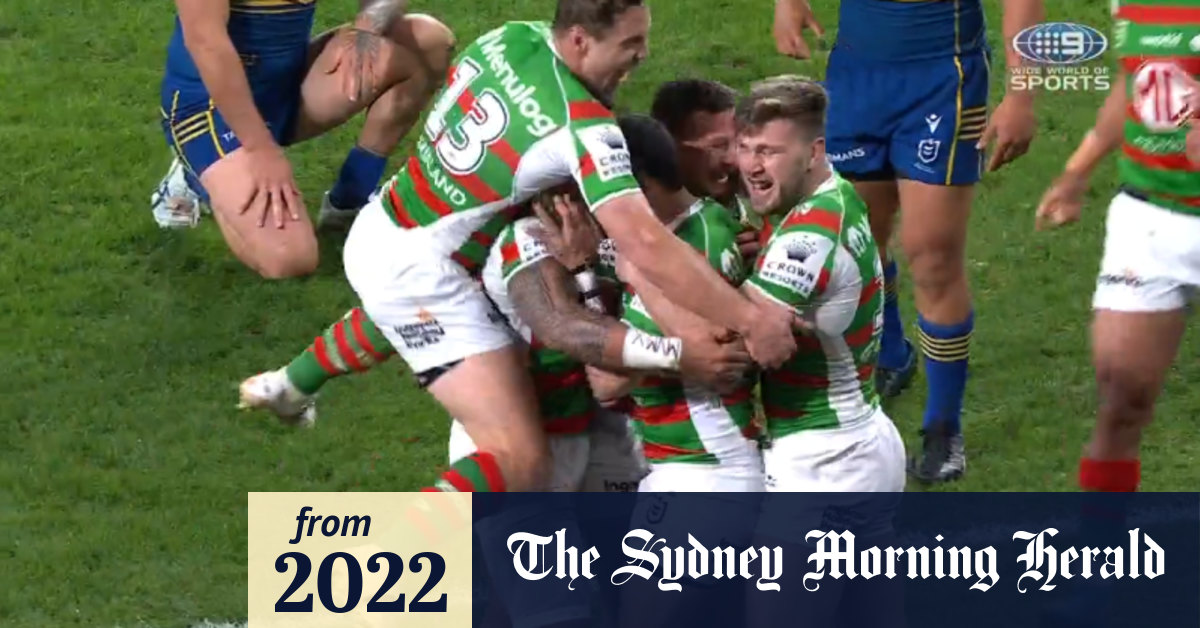 Video: Walker splits through Eels