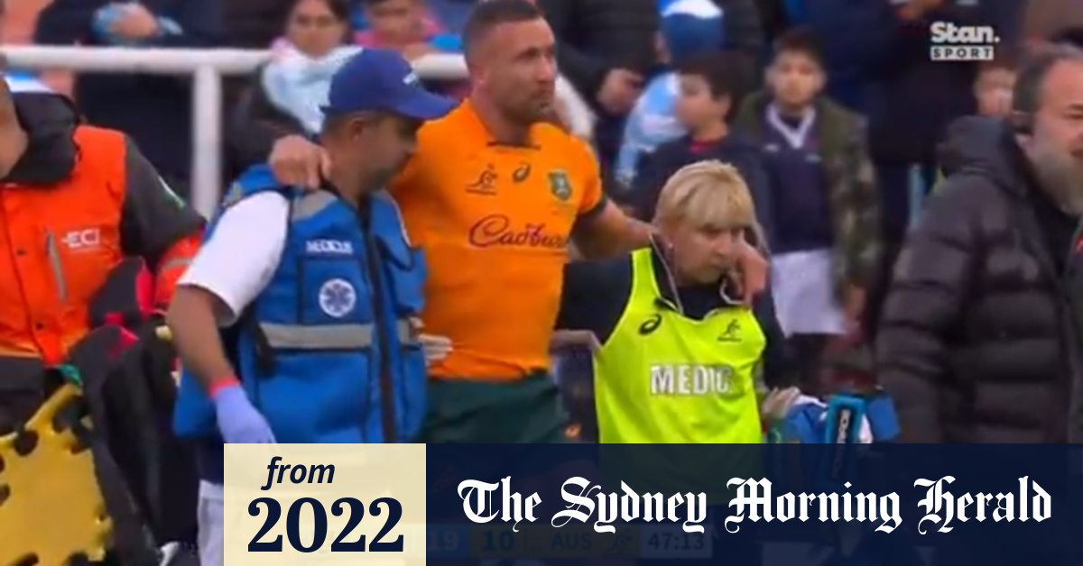 Video: Cooper goes down with worrying injury