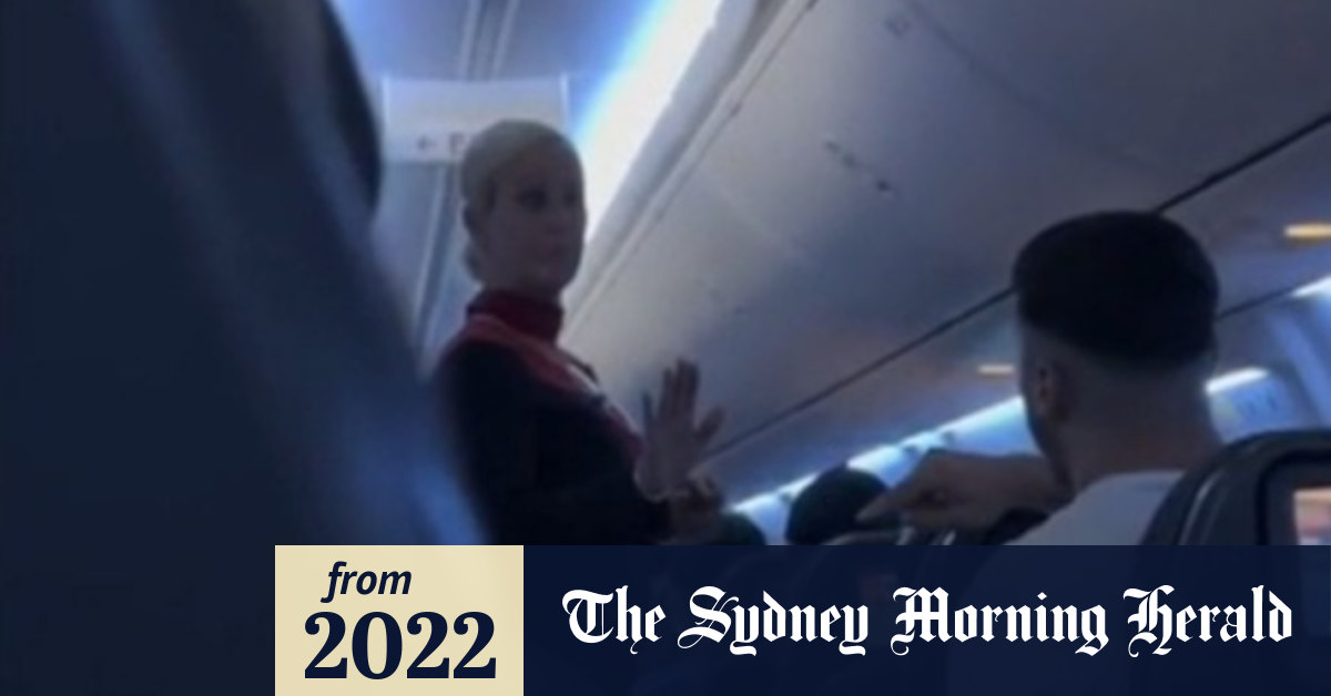 Video: Aussie family kicked off flight from Bali to Sydney