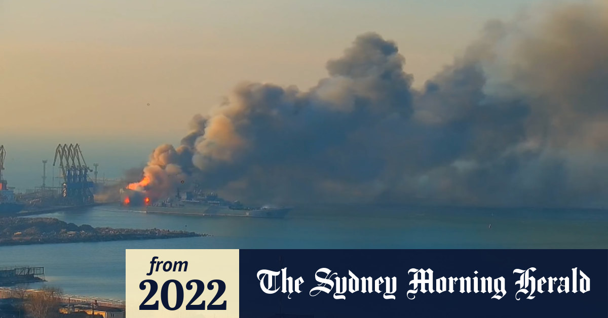 Video: Video of alleged sinking of Russian warship