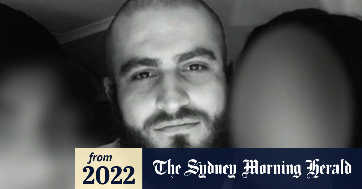 Video: Two men arrested in Melbourne over alleged murder plot