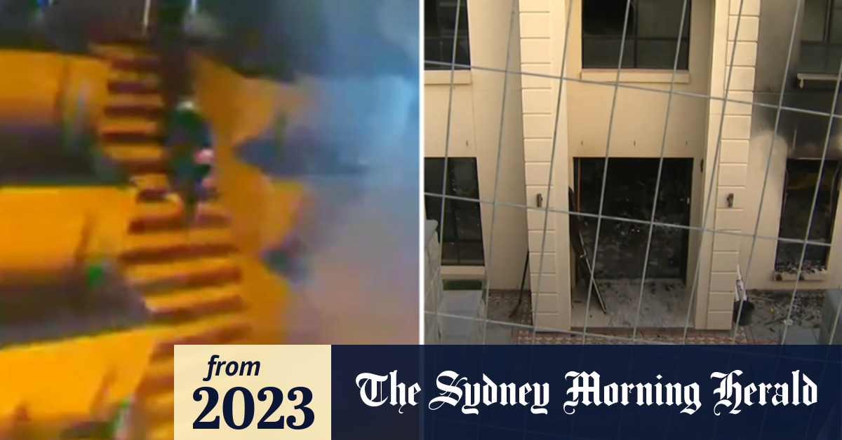 Video: Hunt for arsonists suspected of torching home