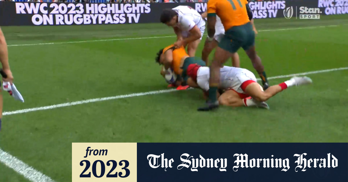 Video: Petaia scores Australia's first try of 2023 RWC