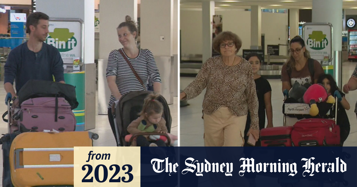 Video: Final repatriation flight lands in Australia