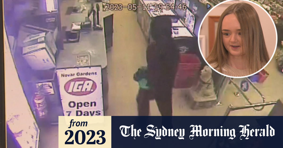 Video: Cashier held at gunpoint in failed grocery store robbery in Adelaide