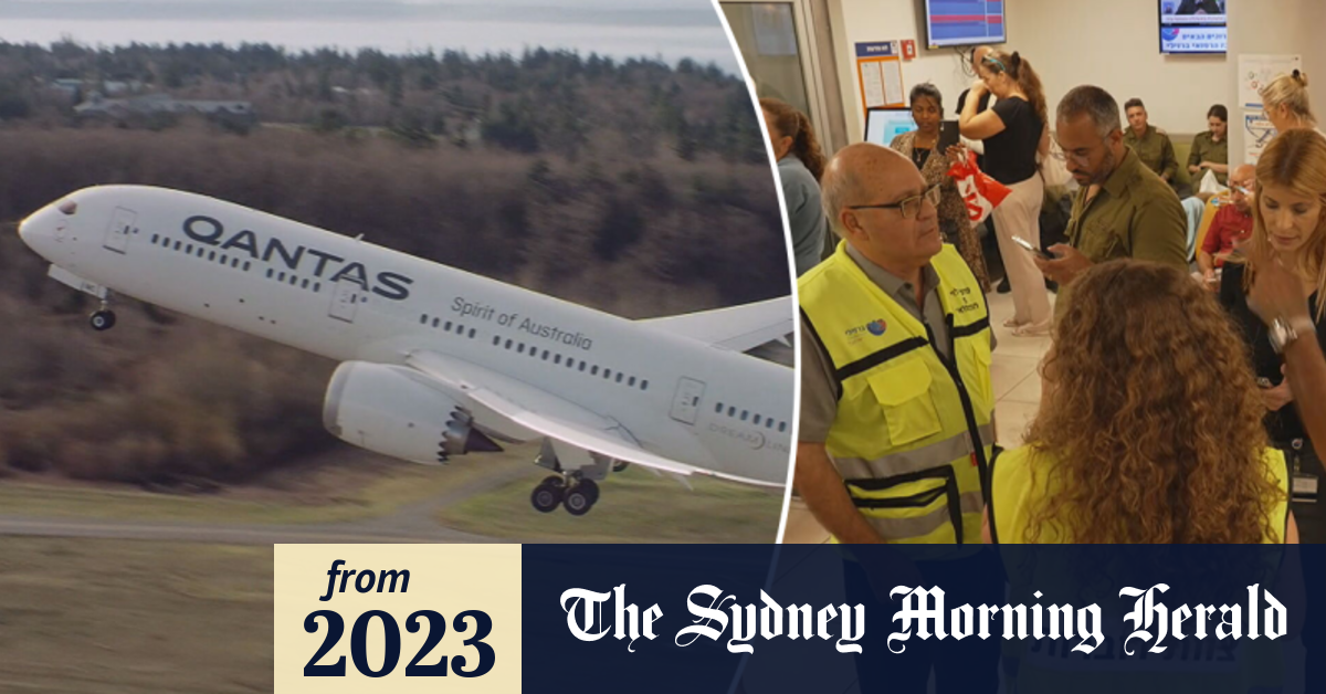 Video: First repatriation flight for Australians to leave Israel