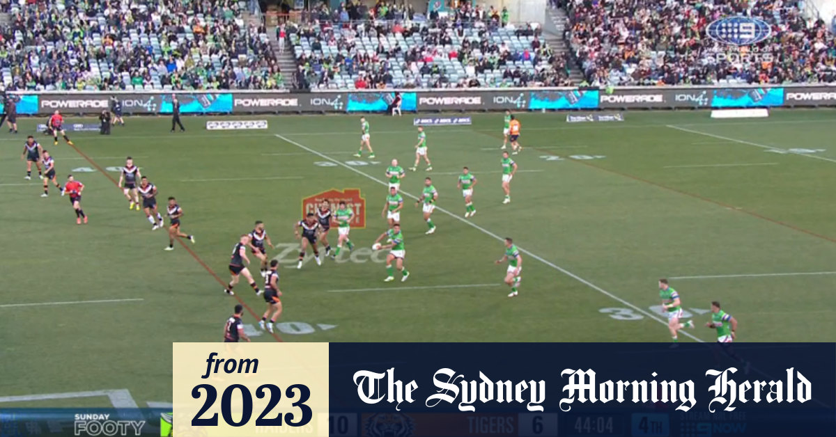 Video: Touch judge under fire after controversial Raiders try