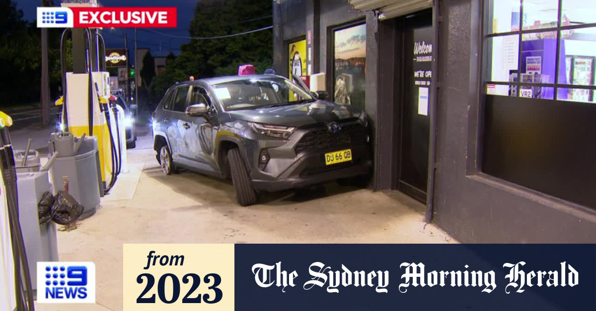 Video: Driver accused of attempting to outrun police