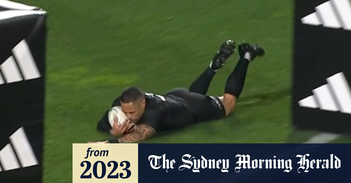 Video: ‘Vintage’ All Blacks open scoring