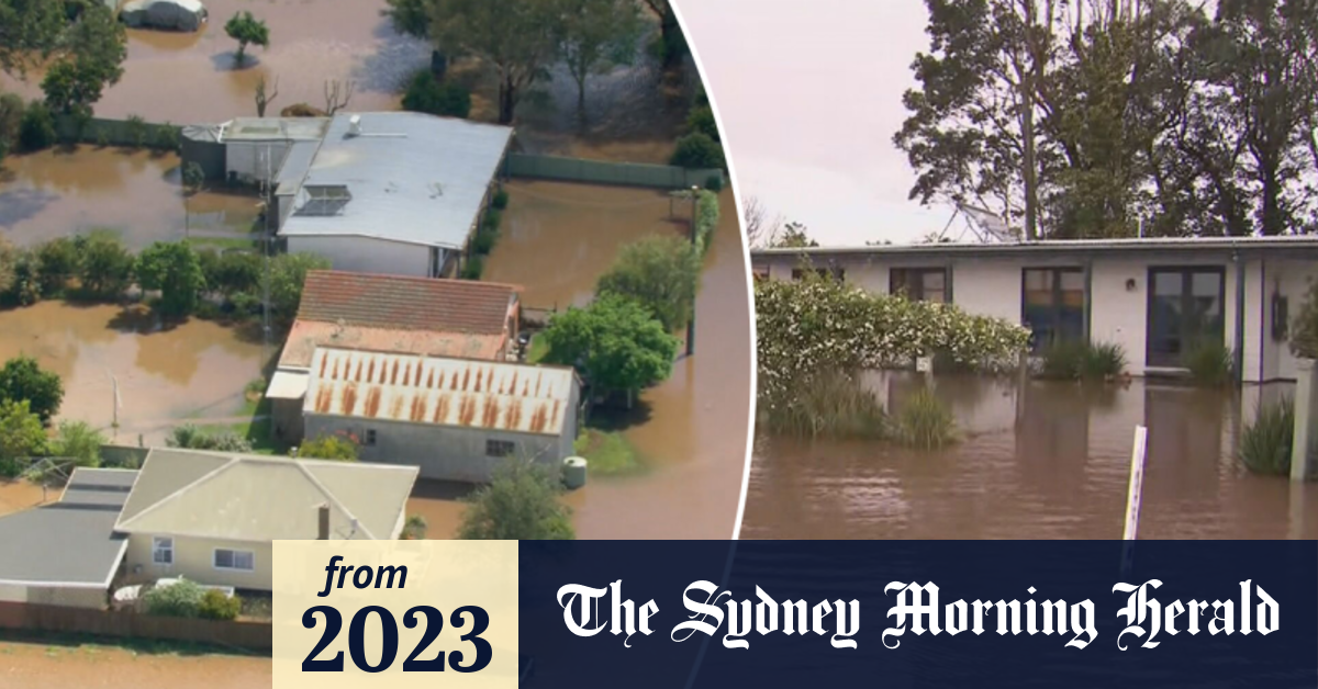 Video: Emergency flood warnings continue in Victoria