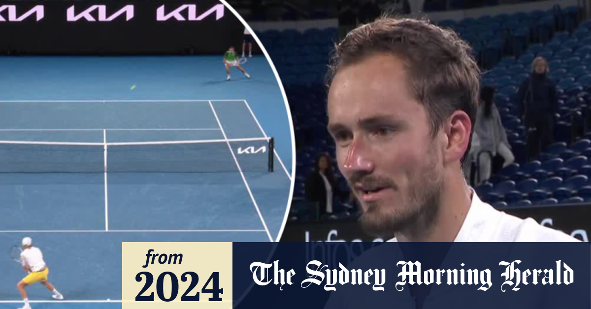 Video: Medvedev gets home in late victory