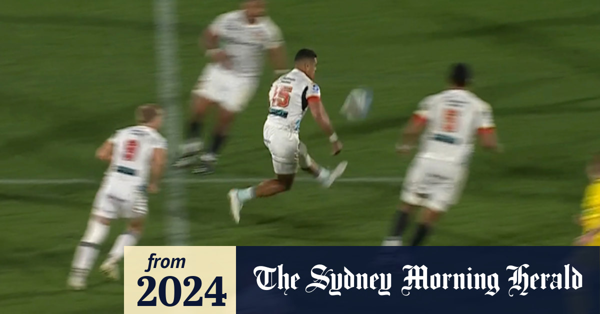 Video: Epic chip-and-chase try for Chiefs