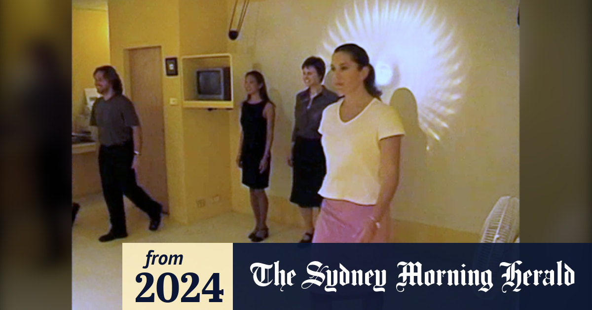 Video: Crown Princess Mary learns to walk in deportment class before ...