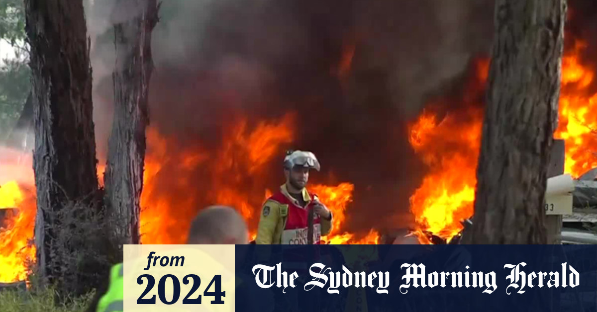 Video: Residents rush back home after smoke pours from yard fire