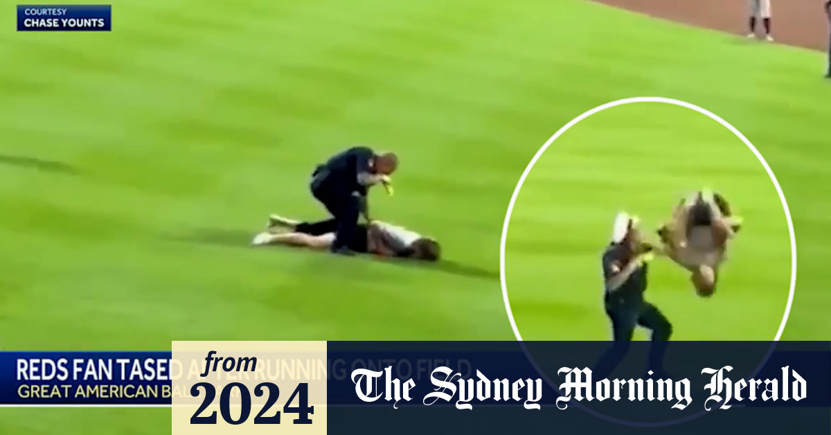 Video: Baseball fan Tasered after invading pitch
