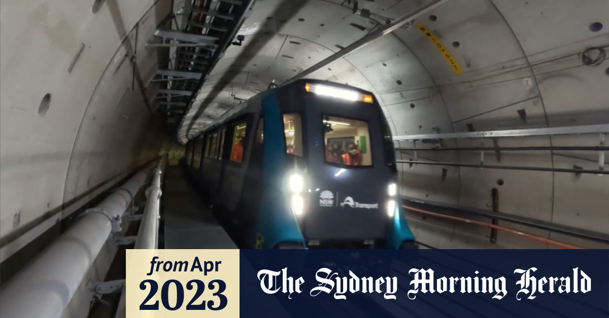 Video: First train crosses Sydney Harbour underwater