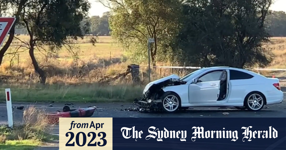 Video: Three killed in multi-car crash in Victoria