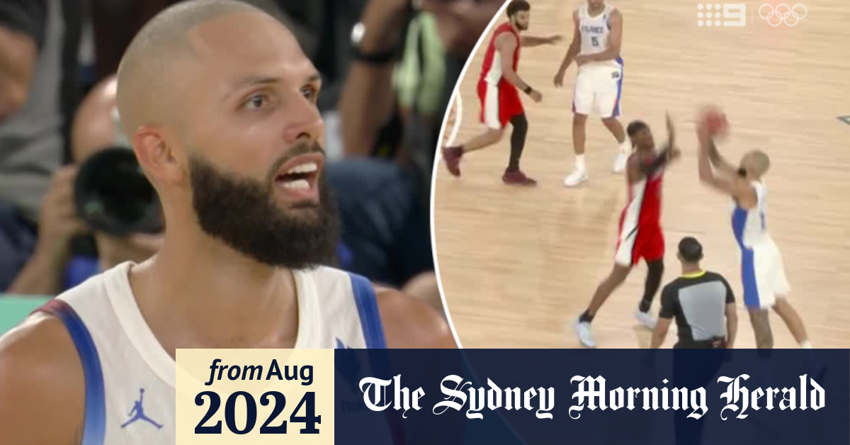 Video: Crazy three-pointer sends French fans wild