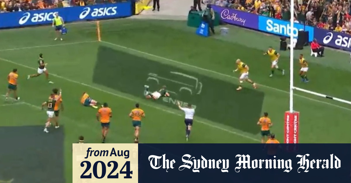 Video: Du Toit busts through Wallabies defence