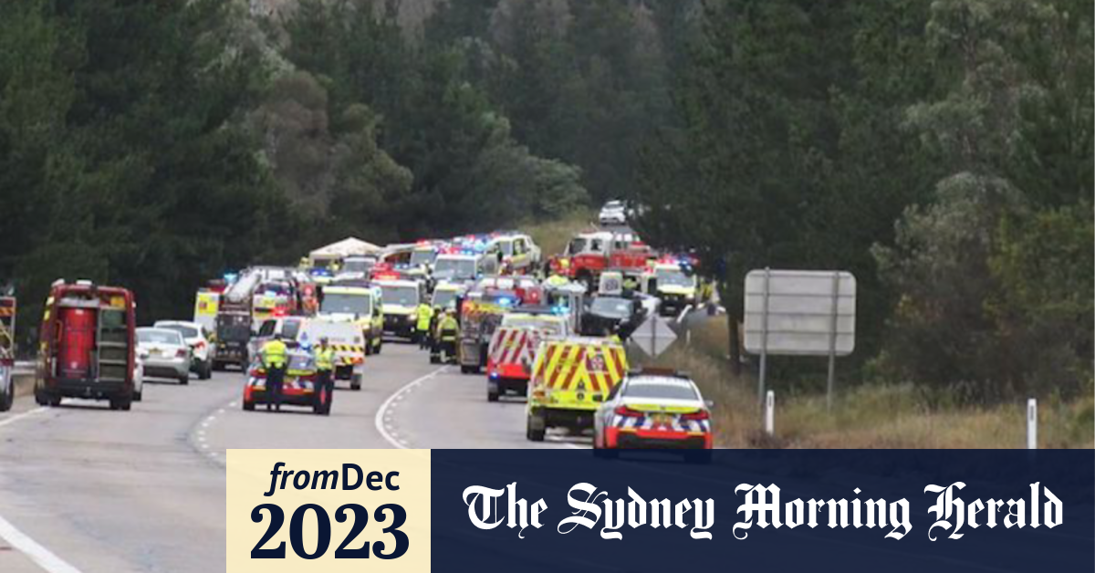 Video: Two killed in horror holiday five-car crash near Lithgow