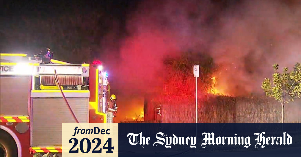 Video: Explosive house fire forces evacuations in Adelaide